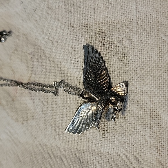 Avon | Jewelry | Vintage Avon Eagle Necklace | Poshmark